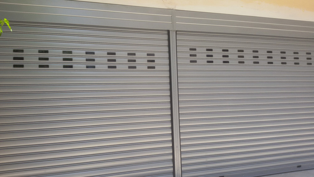 Γκαραζόπορτες ρολά - γκαραζόπορτες μονοκόματες - γκαραζόπορτες σπαστές